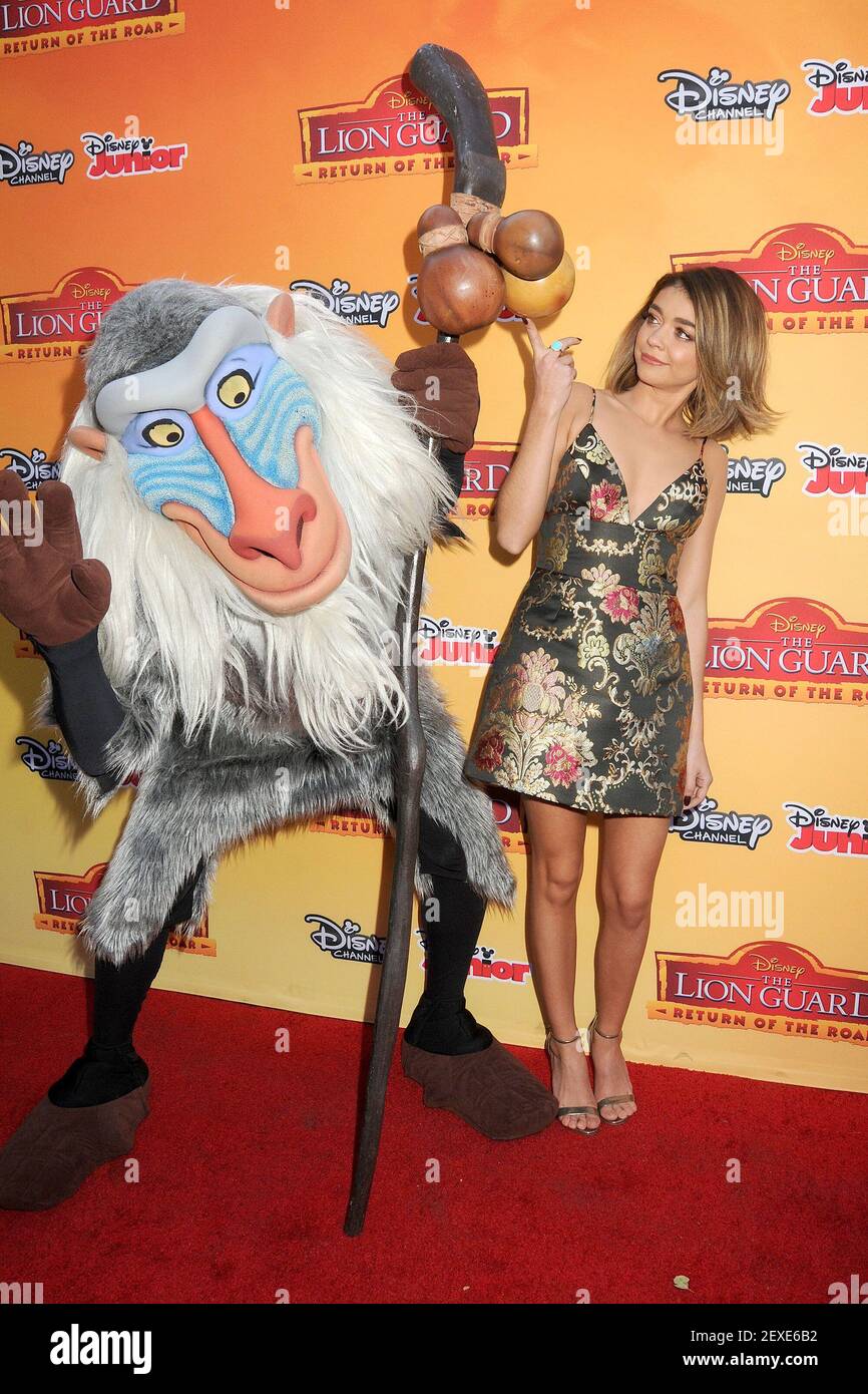14 November 2015 - Burbank, California - Sarah Hyland. "The Lion Guard ...