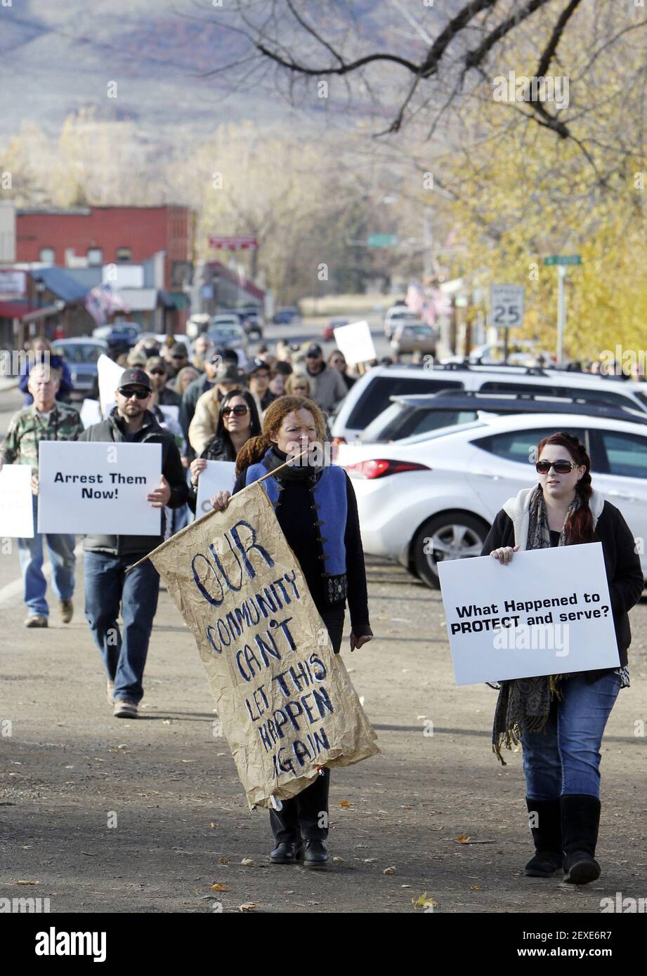 Supporters of the Yantis family march from Council Elementary School to ...