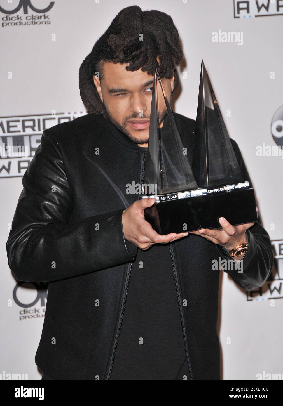The Weeknd backstage at the 2015 American Music Awards - Press Room ...