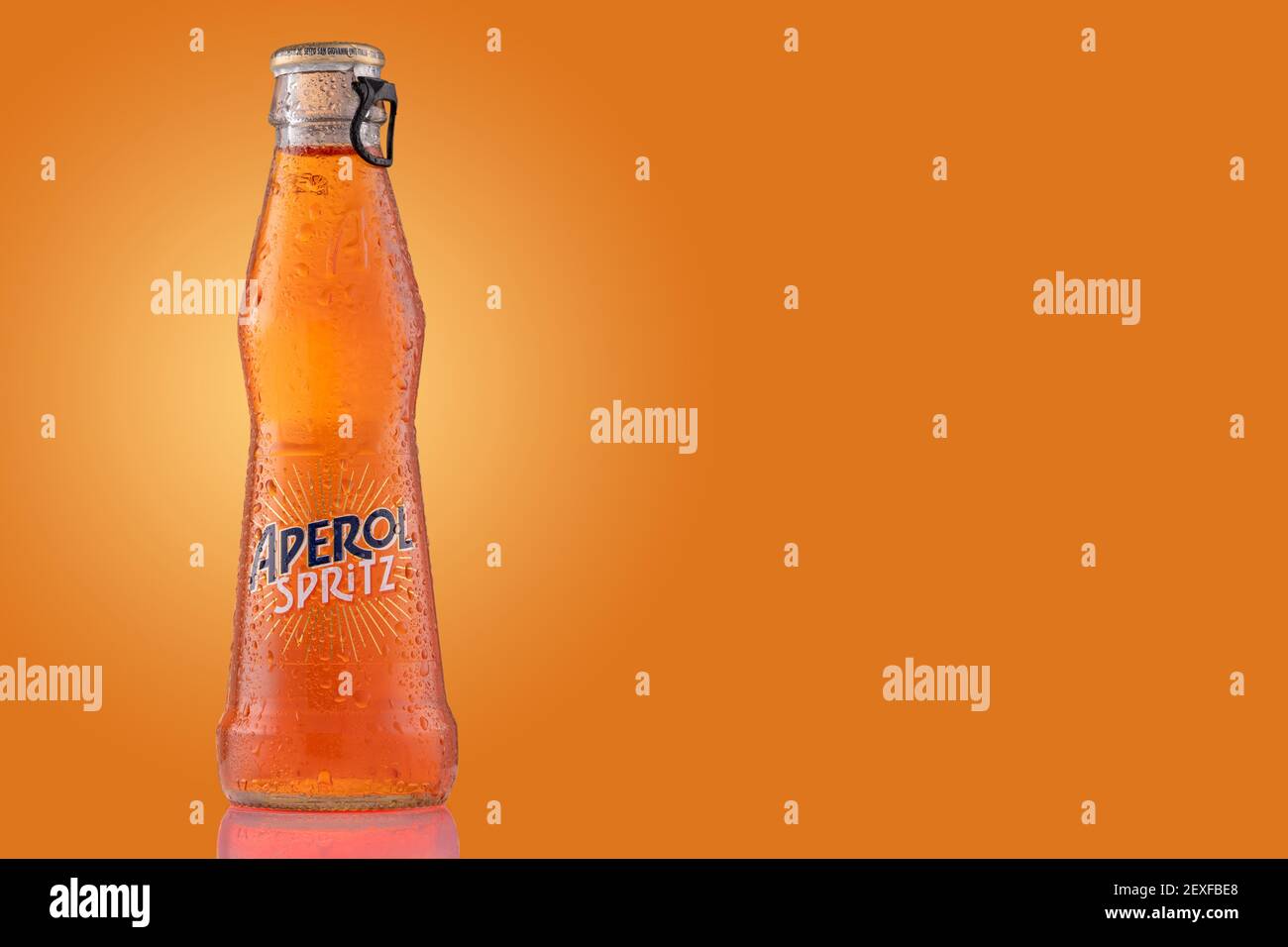 Aperol spritz bottle hi-res stock photography and images - Alamy