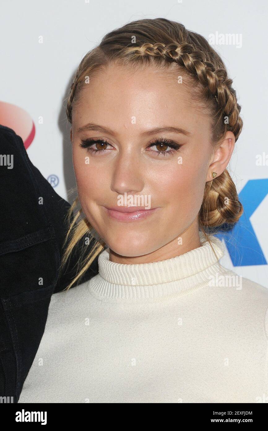 4 December 2015 - Los Angeles, California - Chloe Grace Moretz. 102.7 ...