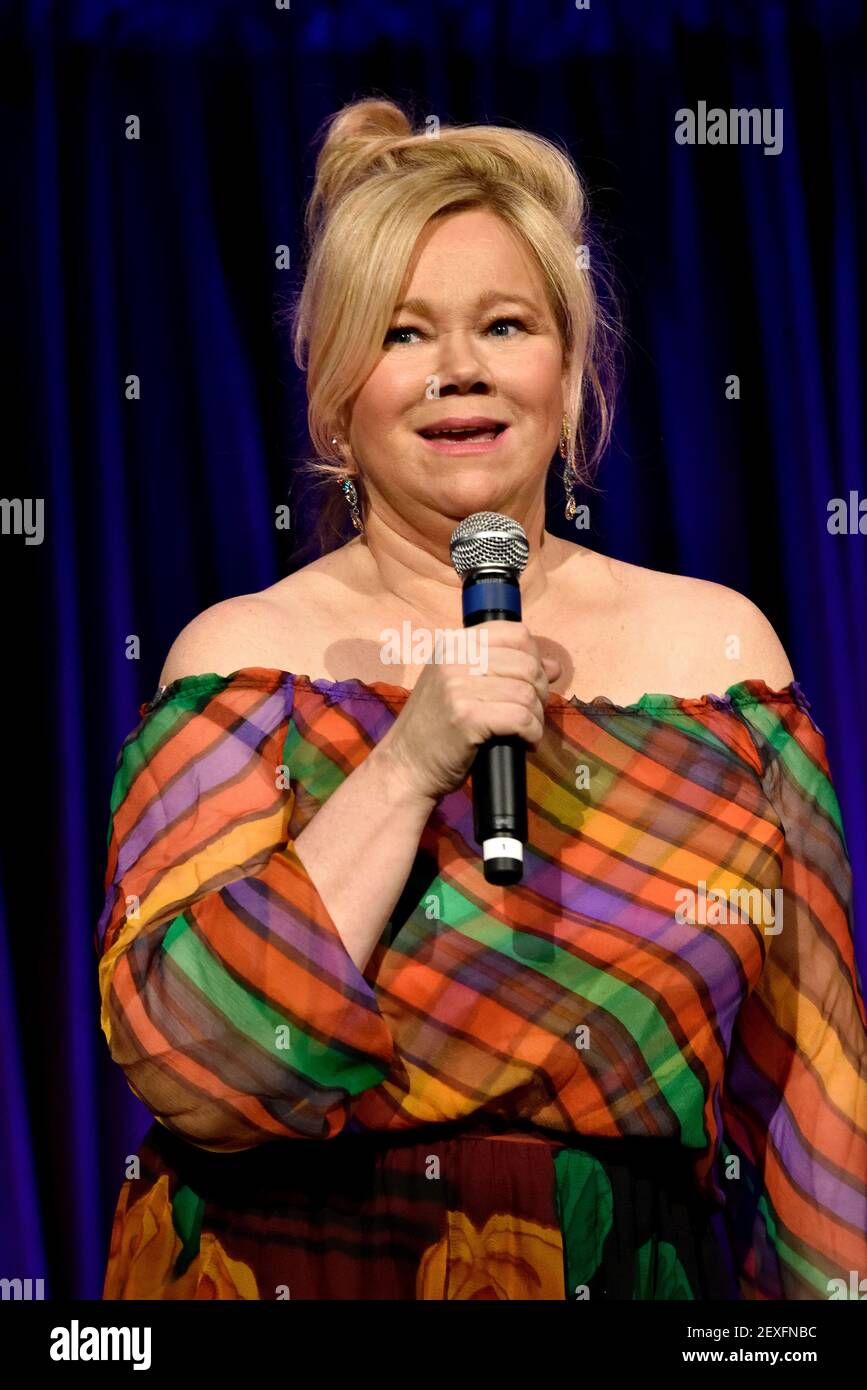 Actress/comedienne Caroline Rhea speaks to the attendees at The ...