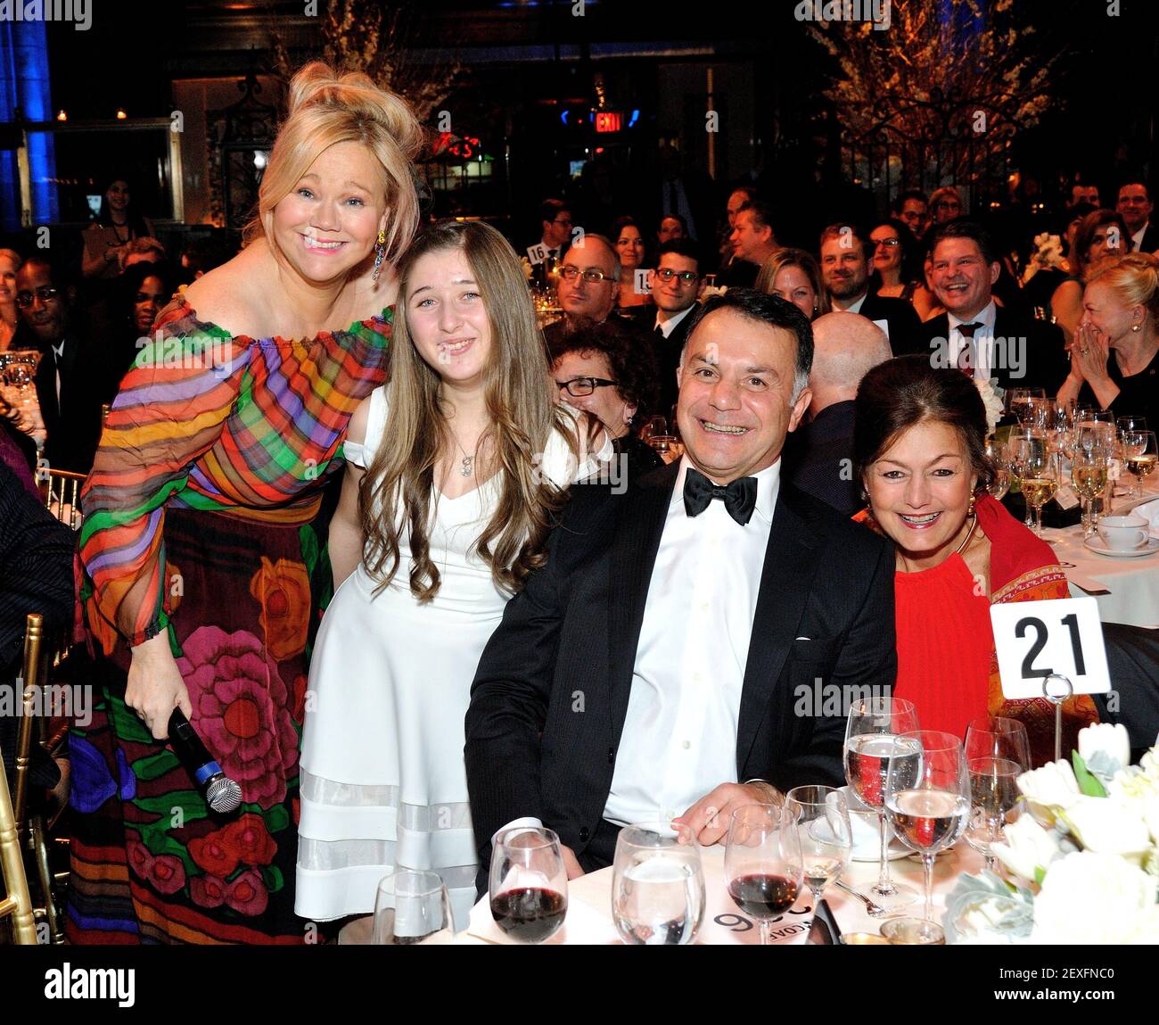 L-R: Actress/comedienne Caroline Rhea, Rosa Tadevosyan and Ara and ...