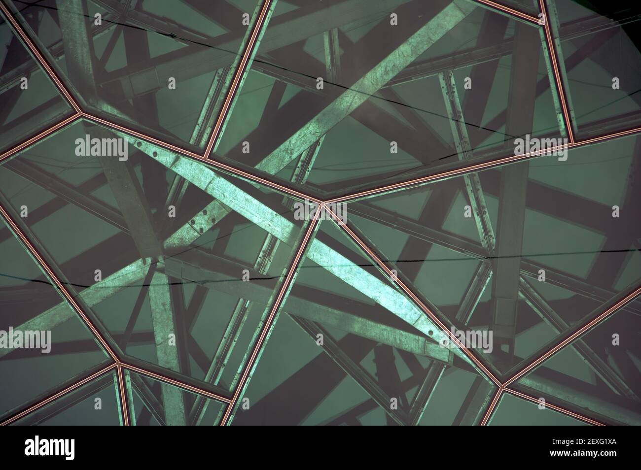 Metal rode hi-res stock photography and images - Alamy