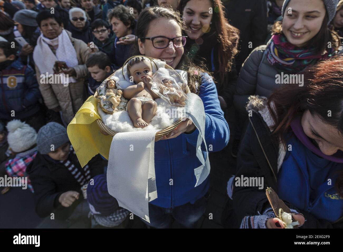 Thousands of Italian children take a Baby Jesus from their Nativity ...