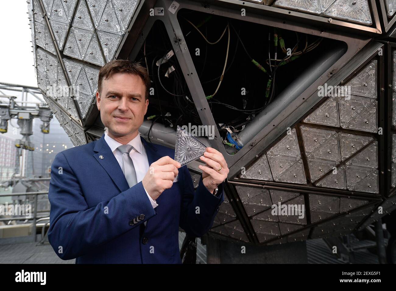 Tom Brennan, Waterford Crystal Master Aritsan, poses with a Waterford ...