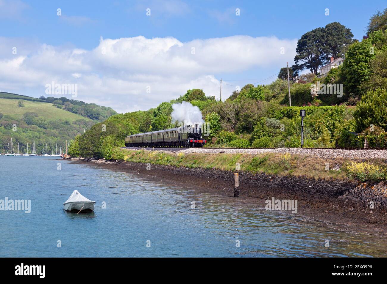 Gwr preserved steam locomotive hi-res stock photography and images - Alamy