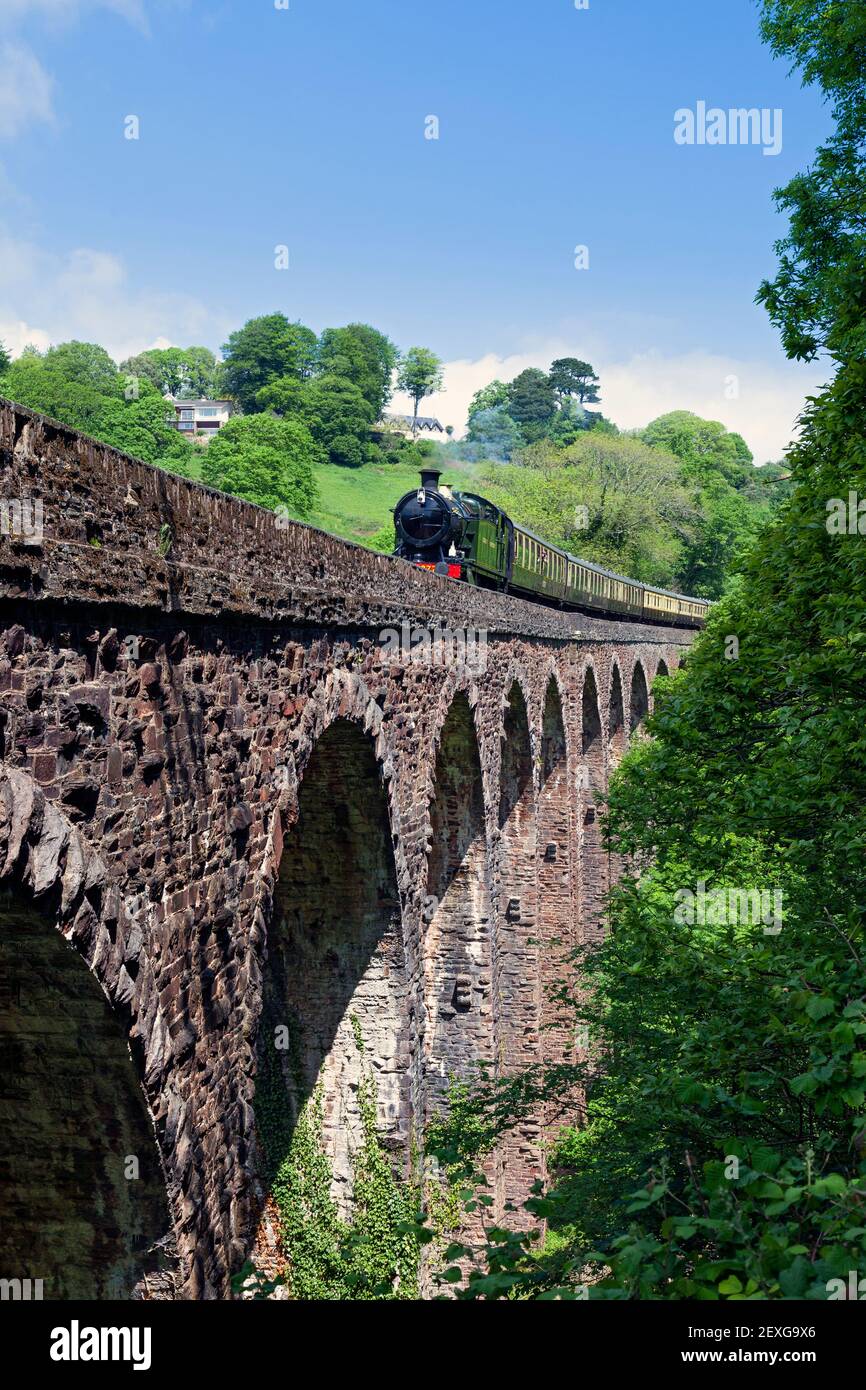 Dartmouth steam railway viaduct hi-res stock photography and images - Alamy