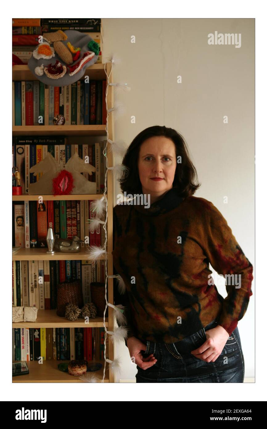 Writer Tania Glyde at home in north Londonpic David Sandison 17/1/2008 ...