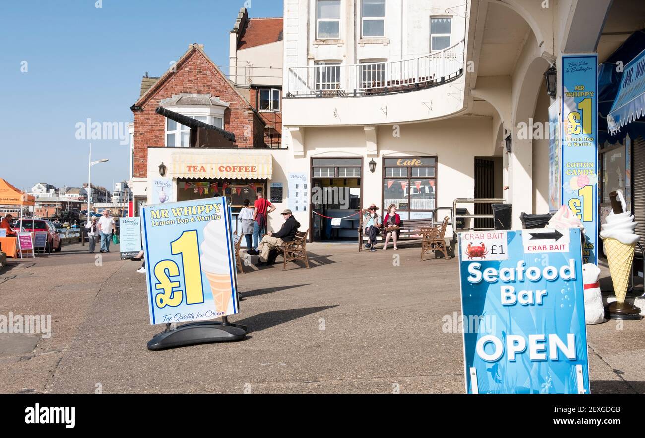 Harbour fast food outlets and shops in Bridlington, UK Stock Photo - Alamy