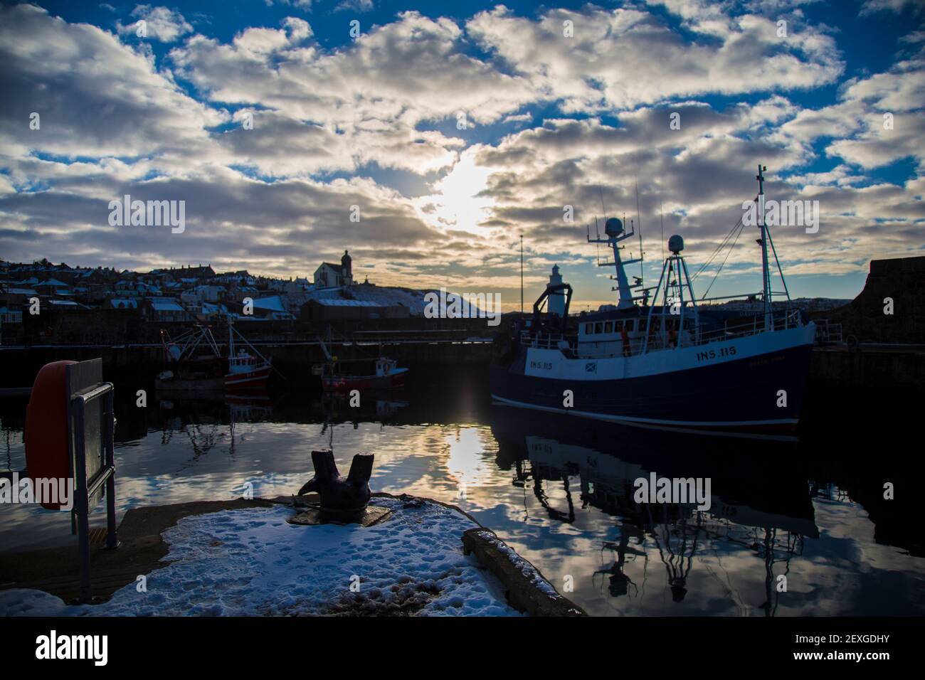 Fishing nets boats macduff hi-res stock photography and images - Alamy