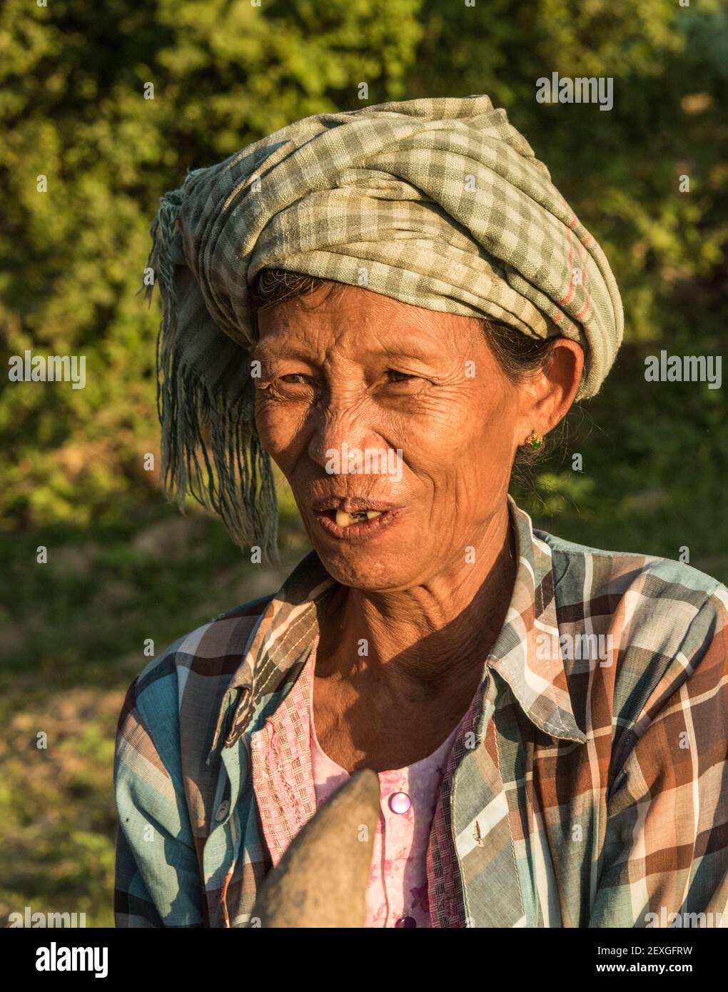 Myanmar village hi-res stock photography and images - Alamy