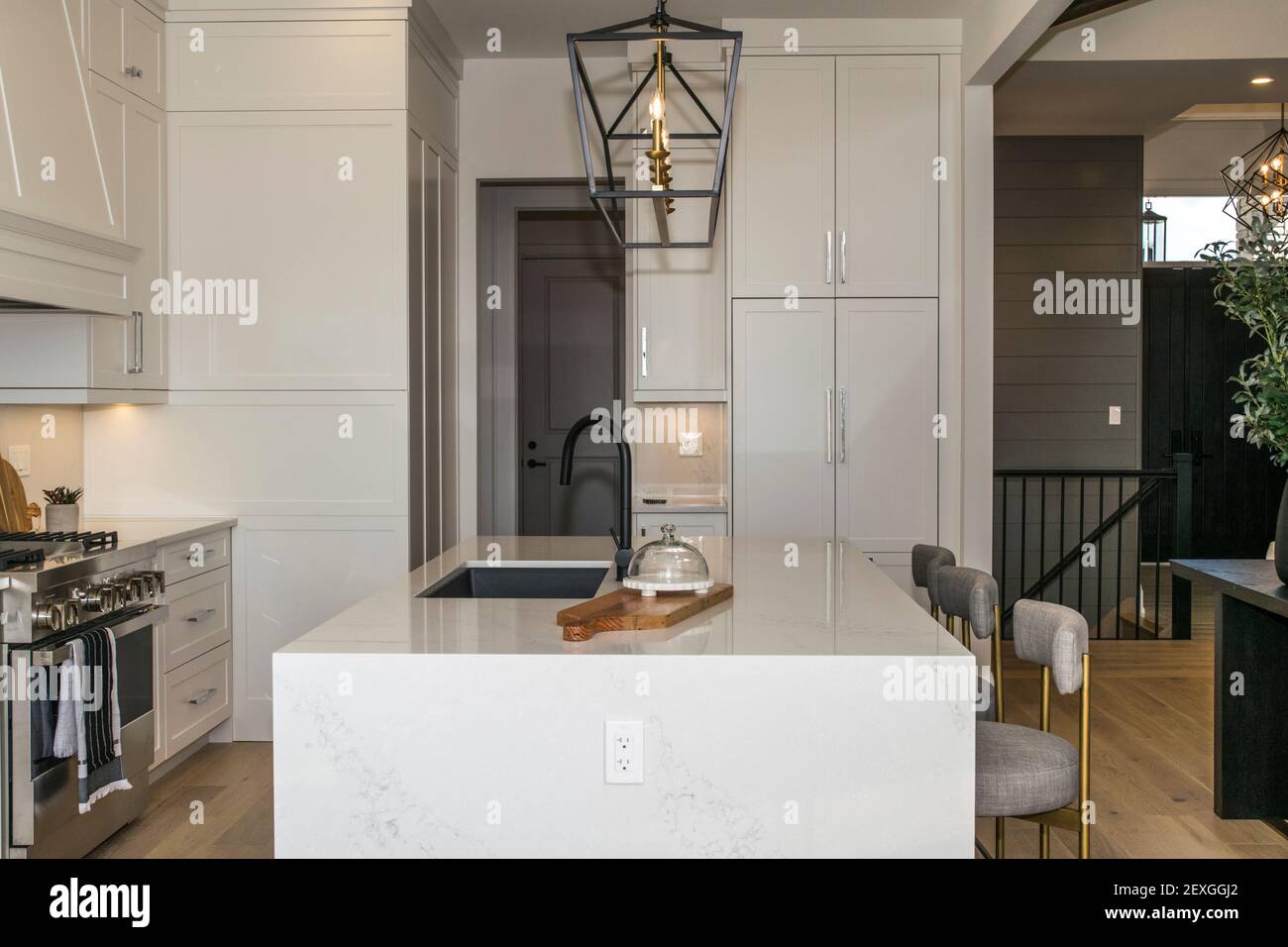 Well decorated interiors hi-res stock photography and images - Alamy