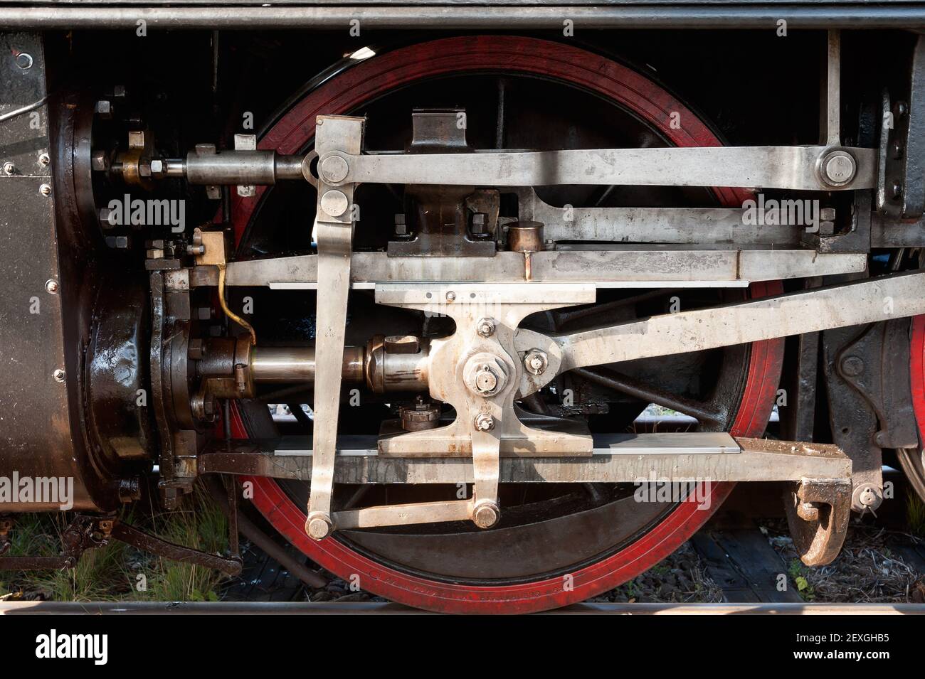 Steam locomotive wheel mechanism hi-res stock photography and images ...