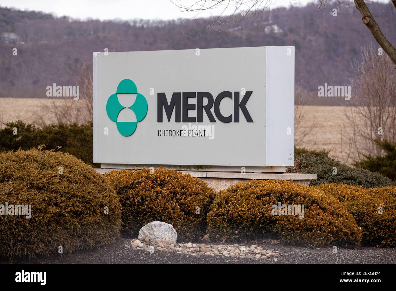 Cherokee logo hi-res stock photography and images - Alamy