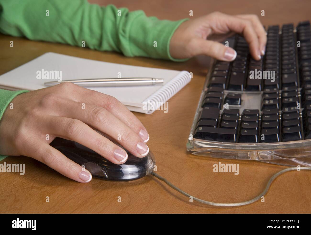 Computer hands hi-res stock photography and images - Alamy