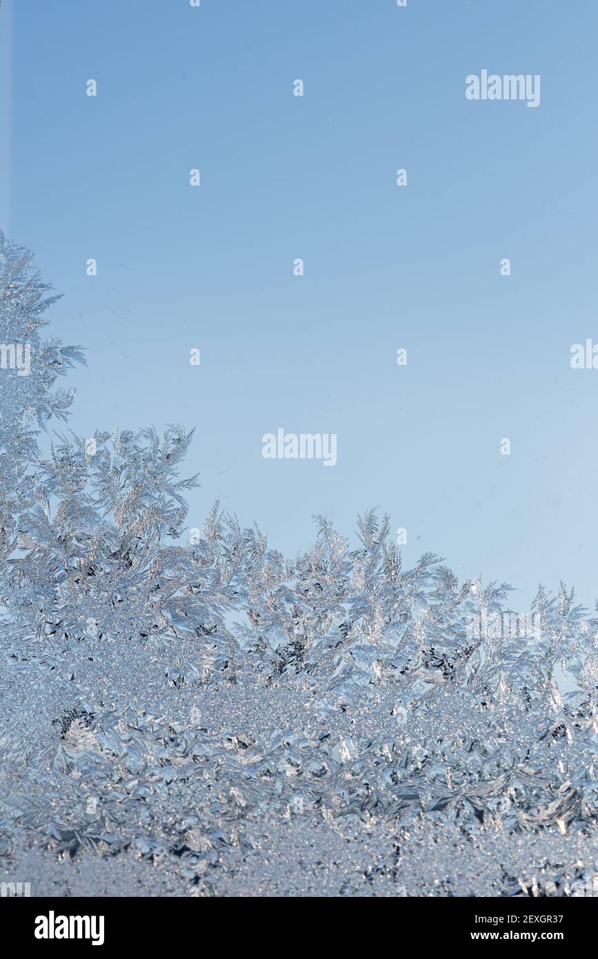 Frost patterns hi-res stock photography and images - Alamy