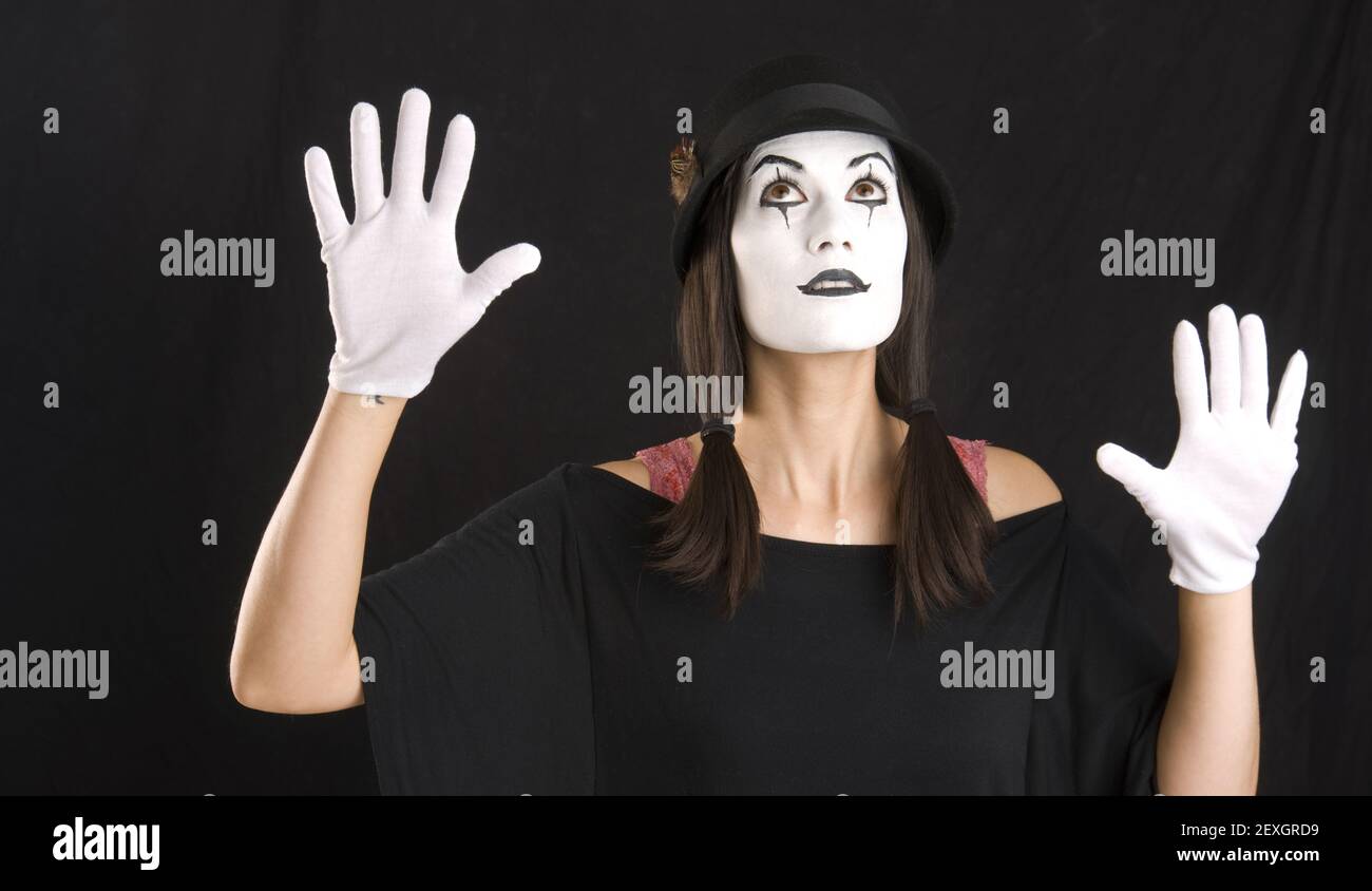 Female mime hi-res stock photography and images - Alamy