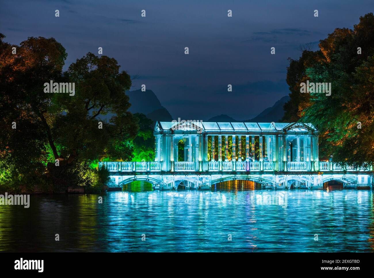 Glass pagoda hi-res stock photography and images - Alamy