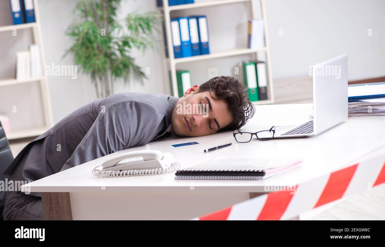 Asleep dead body hi-res stock photography and images - Alamy