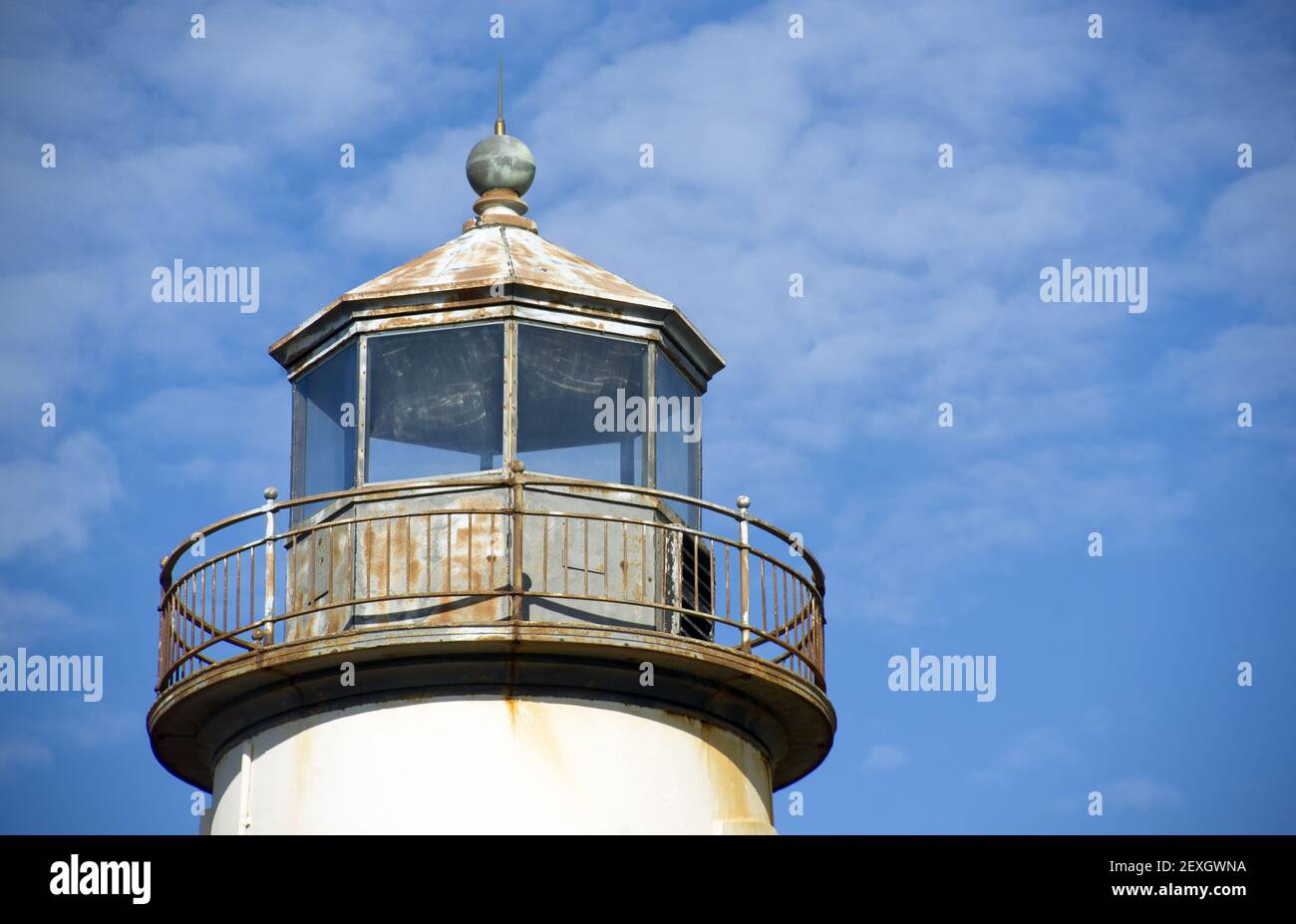 Top railing hi-res stock photography and images - Alamy