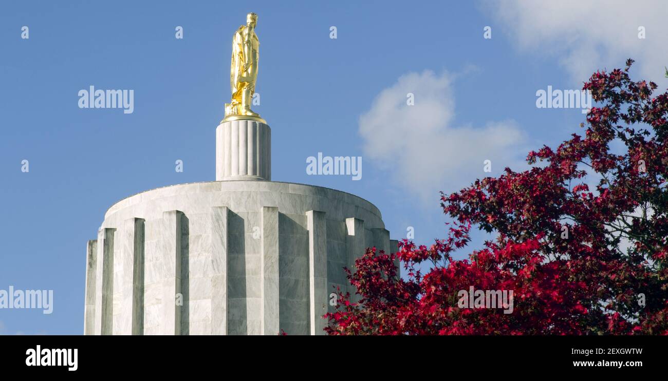 Oregon State Capital Government Building Rotunda Stock Photo - Alamy