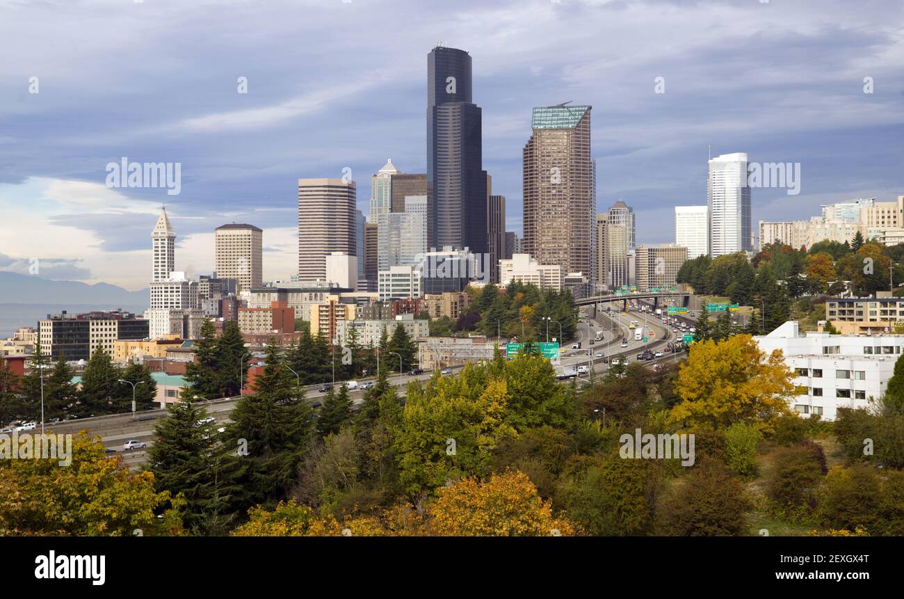 Seattle Downtown City Skyline Fall Folaige Stock Photo - Alamy