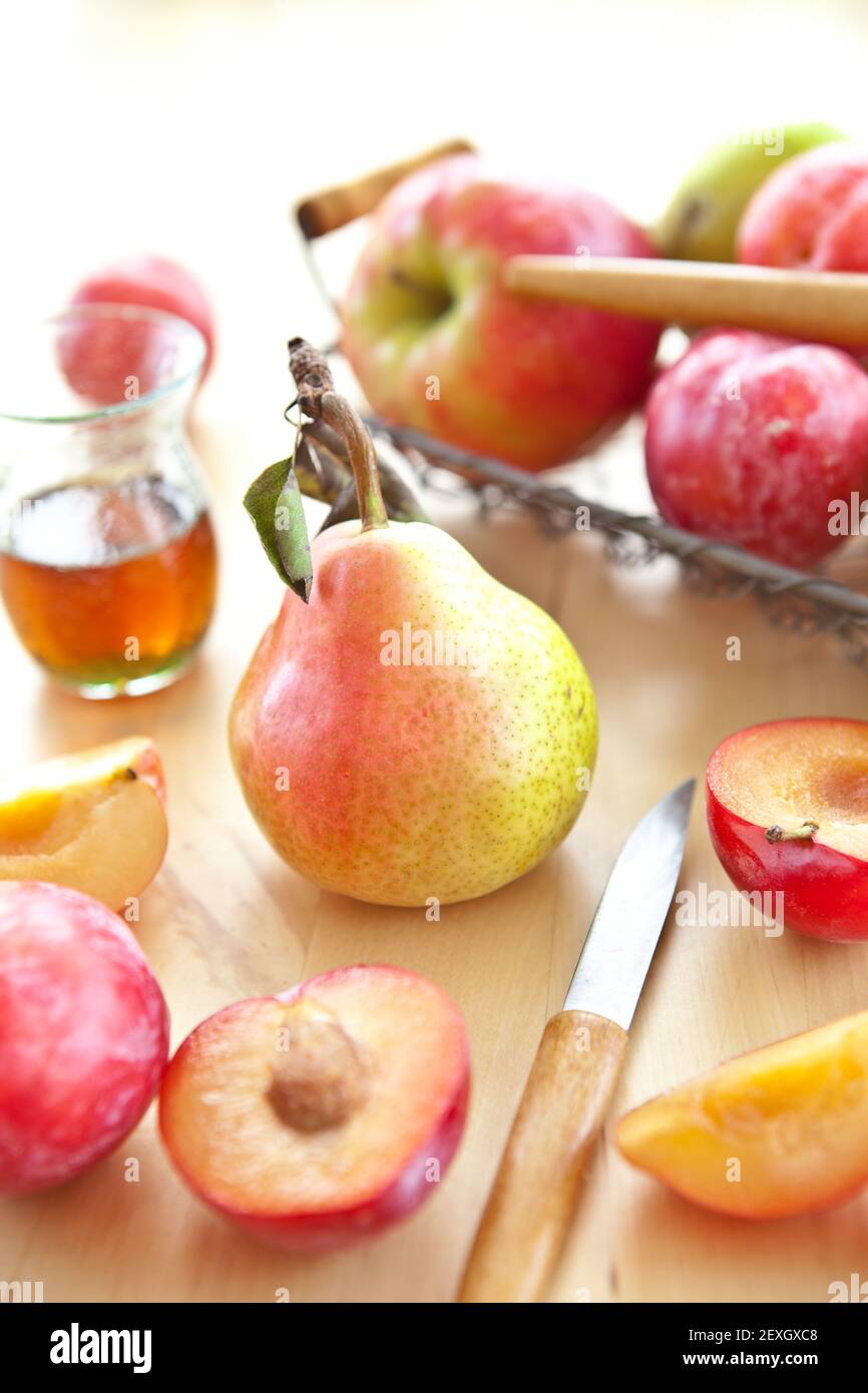 Apples pears plums hi-res stock photography and images - Alamy