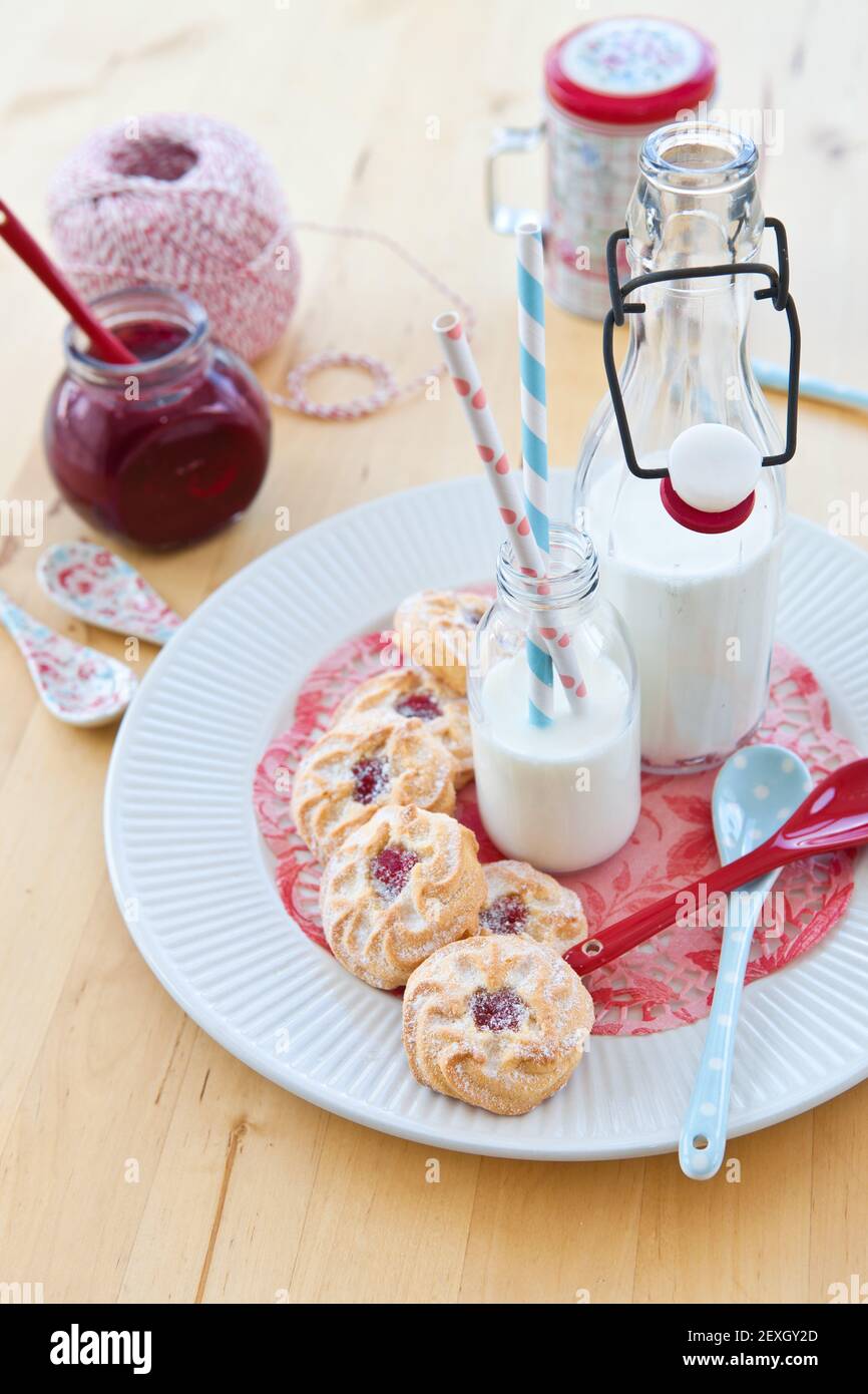 Milk biscuits hi-res stock photography and images - Alamy