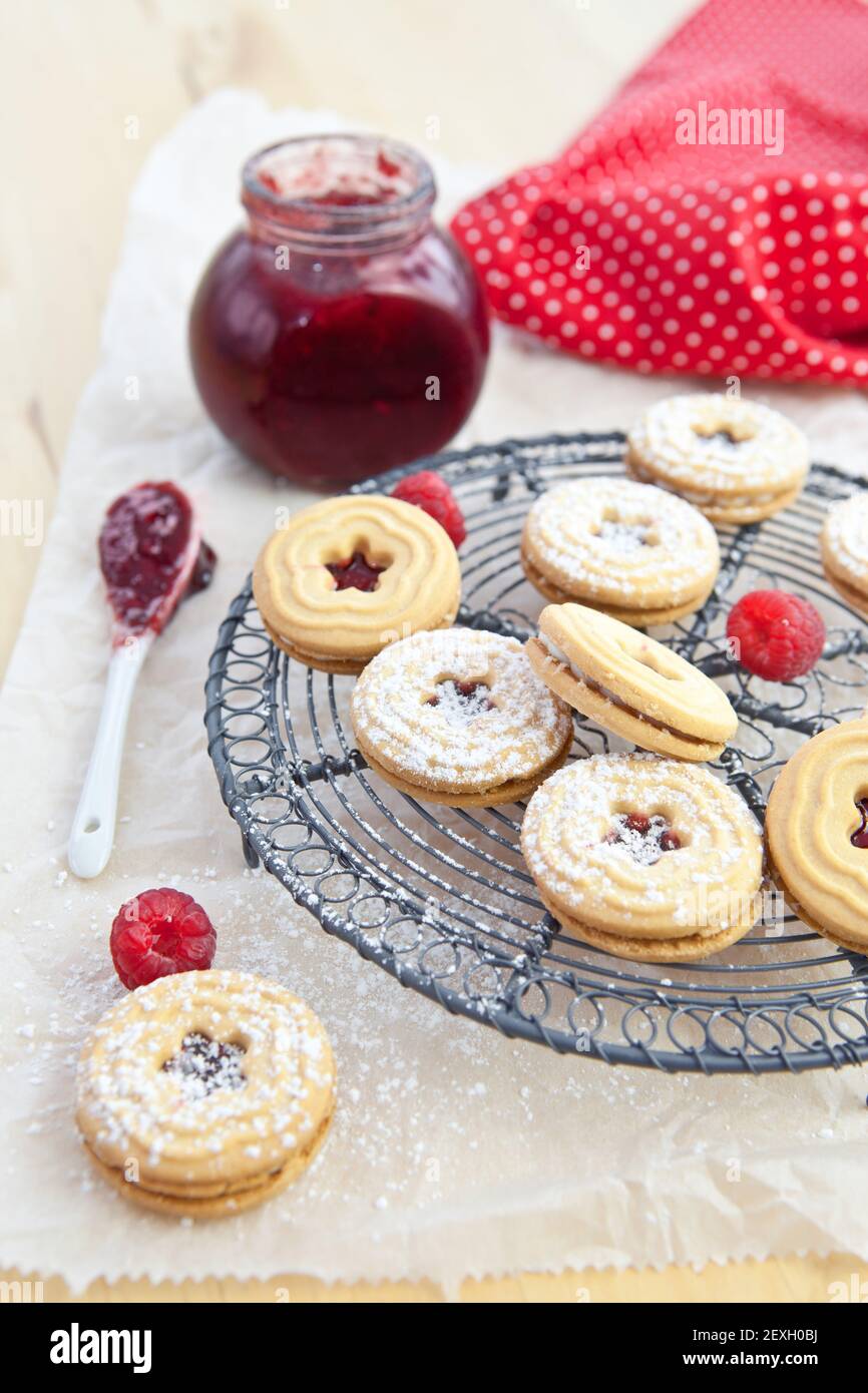 Biscuits / cookies filled with jam Stock Photo - Alamy
