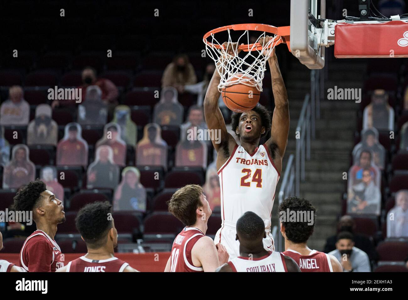 Southern California Trojans forward Joshua Morgan (24) dunks during an ...