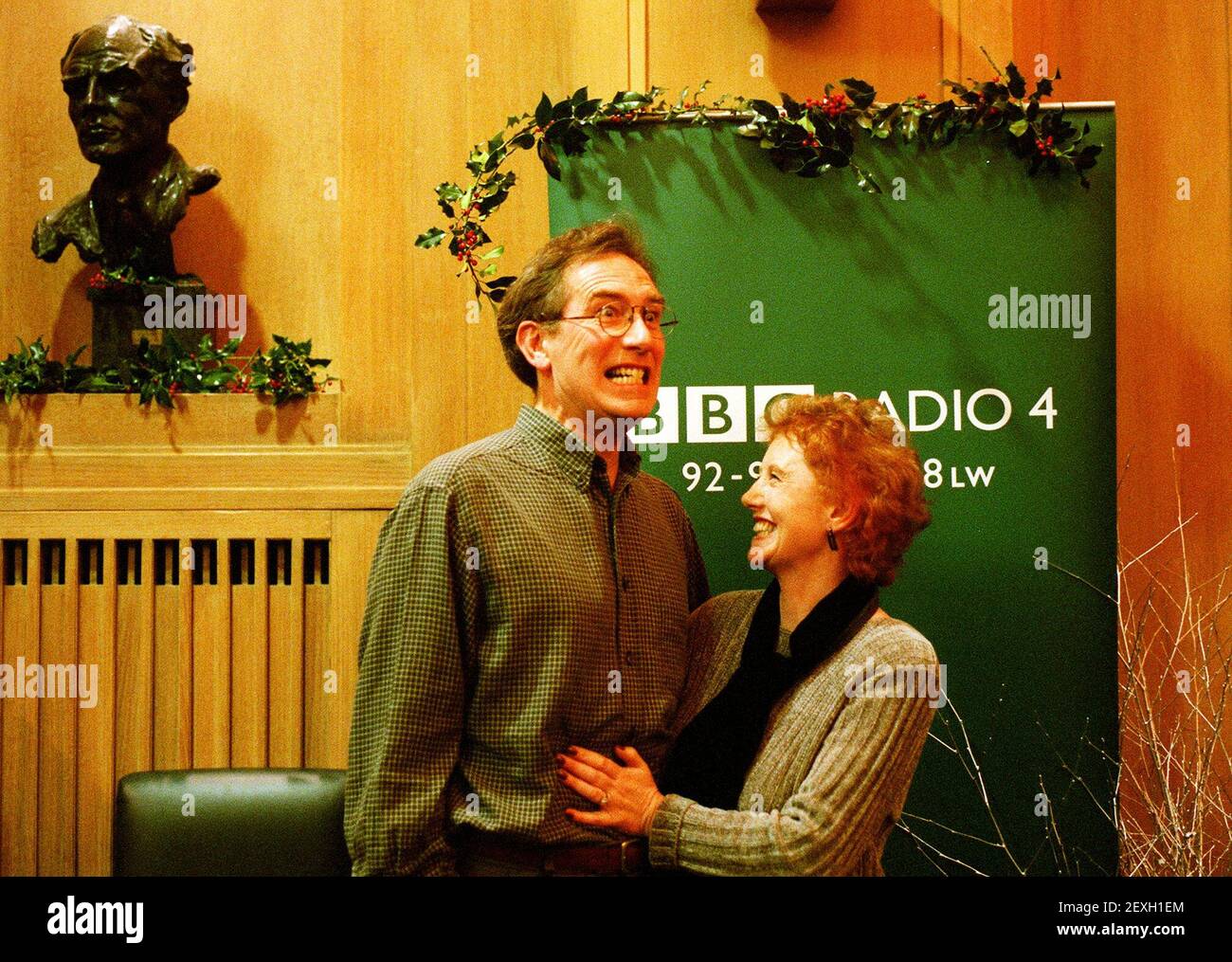 JAMES BOYLE RADIO 4 CONTROLLER AND WIFE NOVEMBER 1998 Stock Photo - Alamy