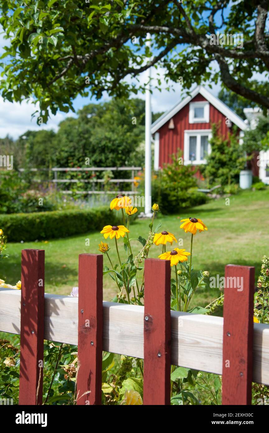 Traditional swedish fence hi-res stock photography and images - Alamy