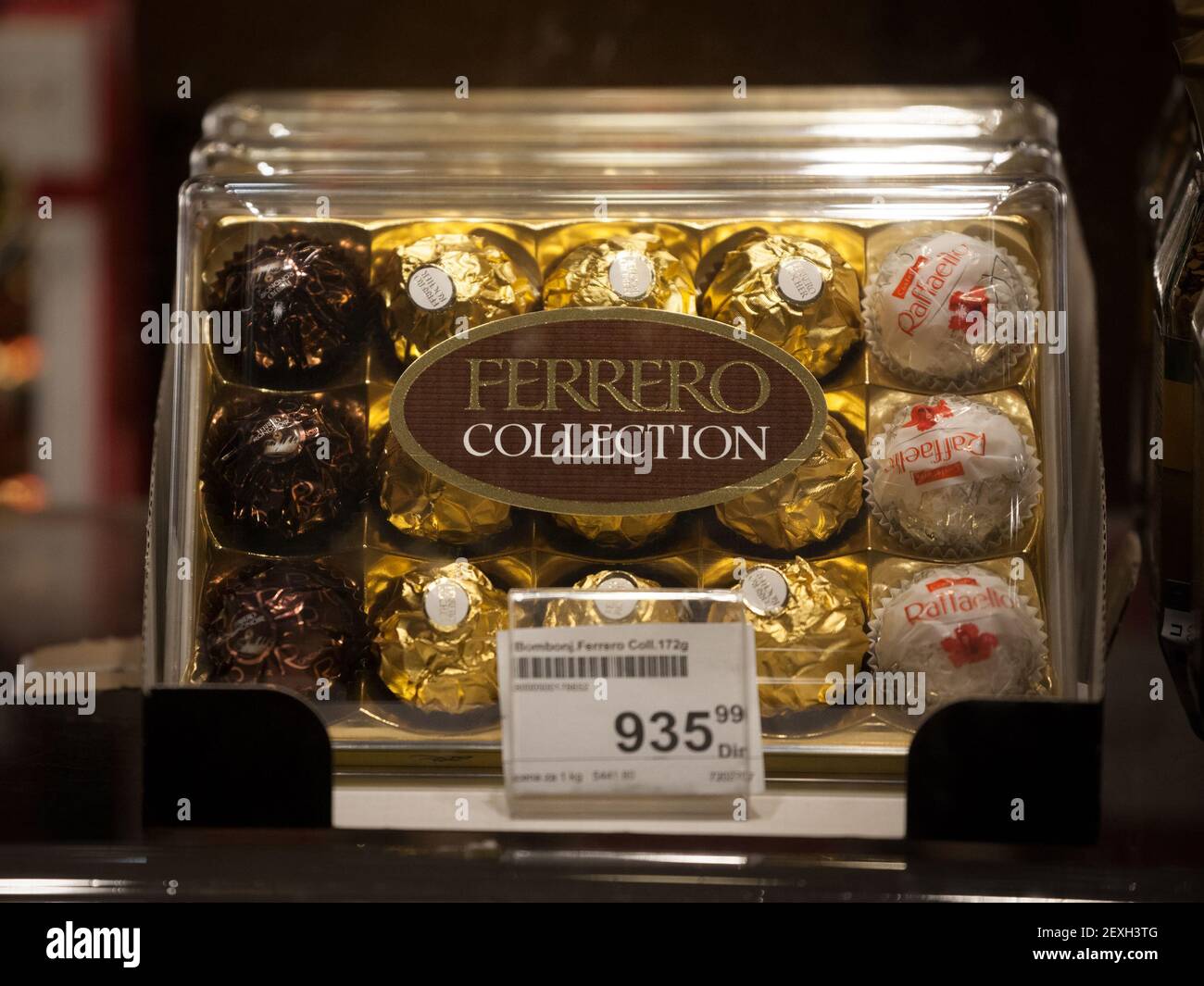 Ferrero rocher logo hi-res stock photography and images - Alamy