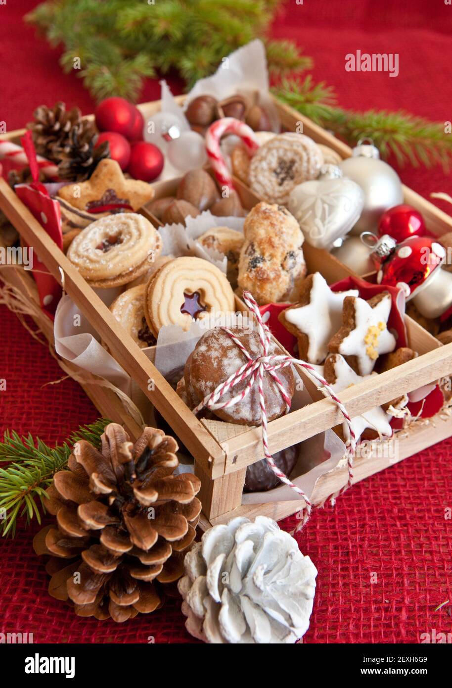 Small boxes hi-res stock photography and images - Alamy