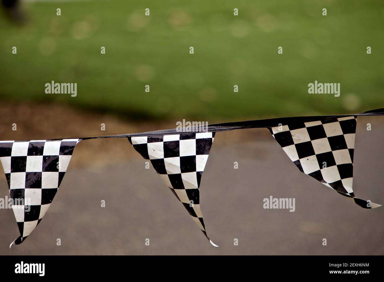 F1 track flag hi-res stock photography and images - Alamy