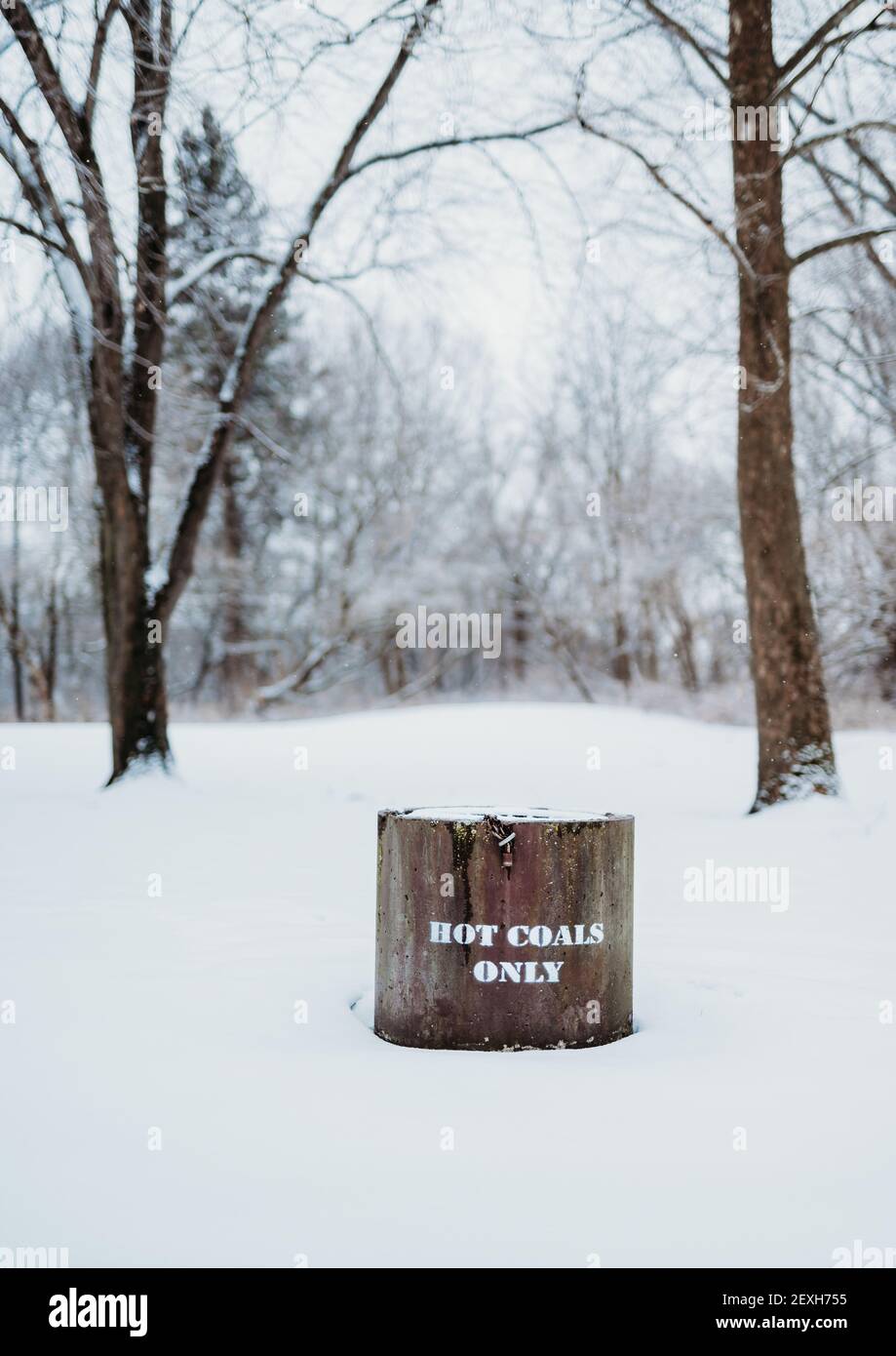 Hot coal bin hi-res stock photography and images - Alamy