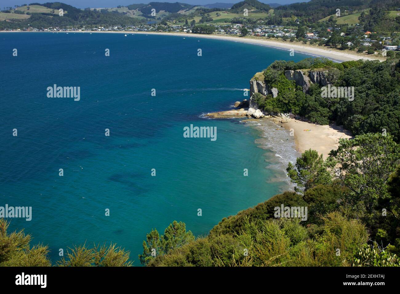 Lonely Bay on the Coromandel Peninsula in New Zealand's North Island ...