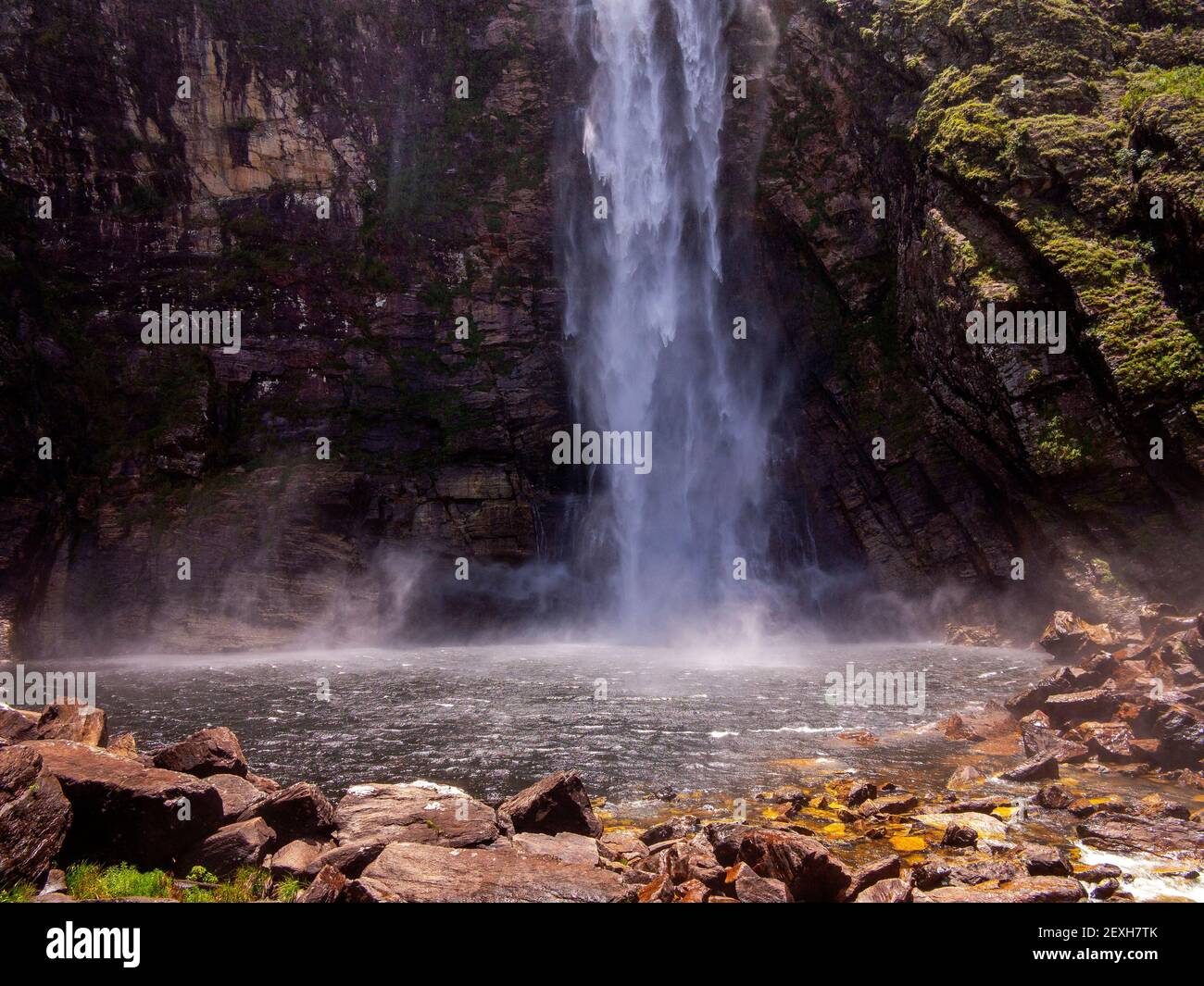 Casca D'anta waterfall at São Francisco river, Serra da Canastra ...