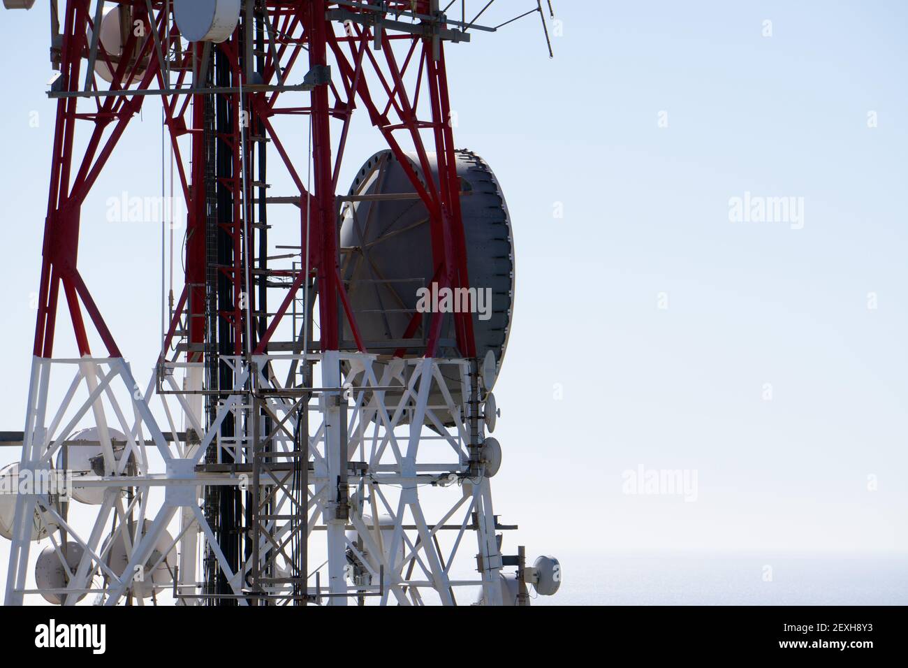 Radio reception hi-res stock photography and images - Alamy