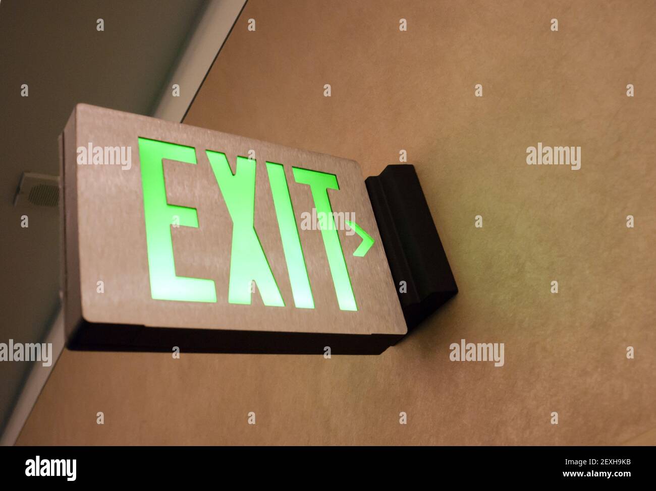 People exit route hi-res stock photography and images - Alamy