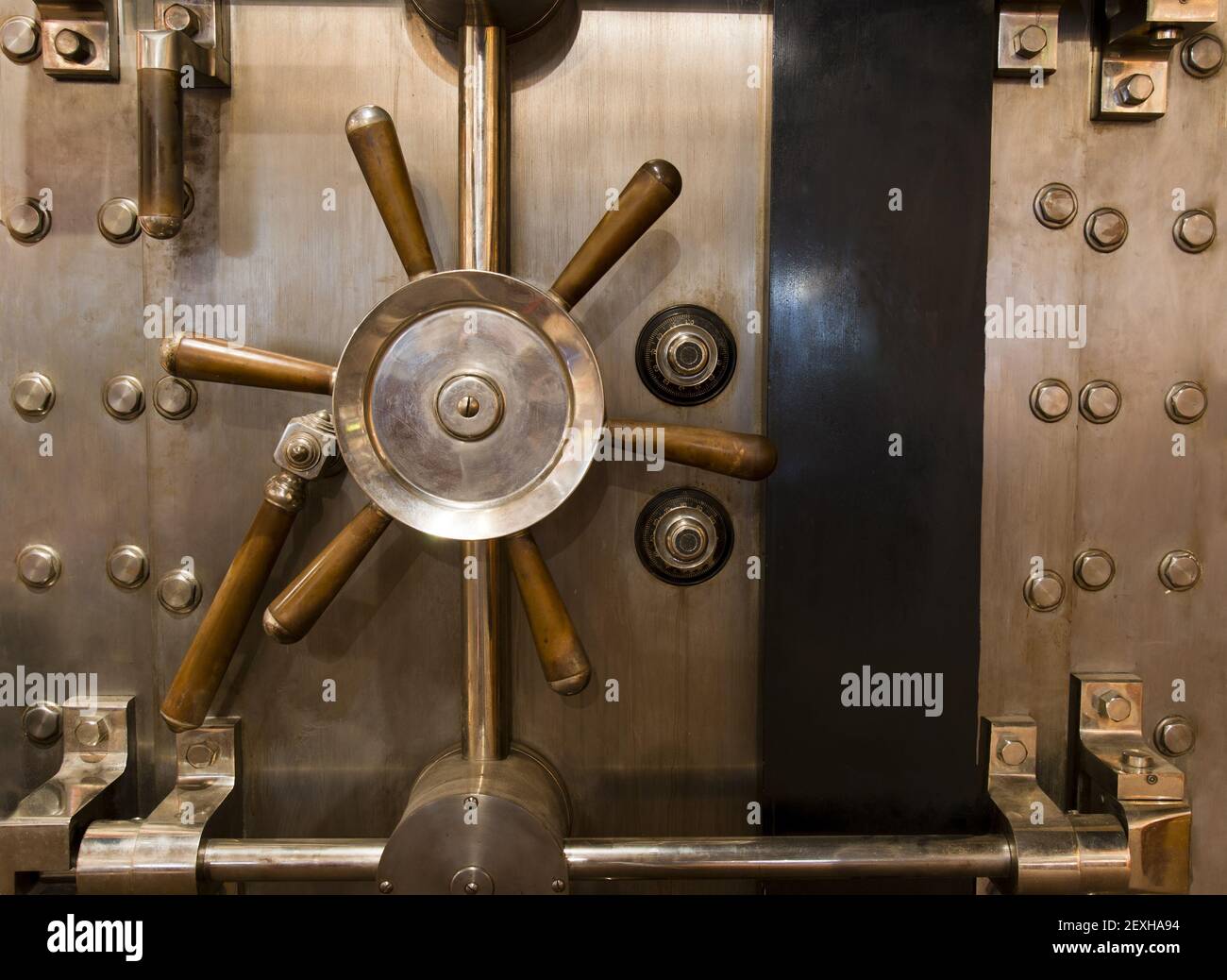 Huge Inenetrable Vintage Bank Vault Massive Handle Combination Dial ...