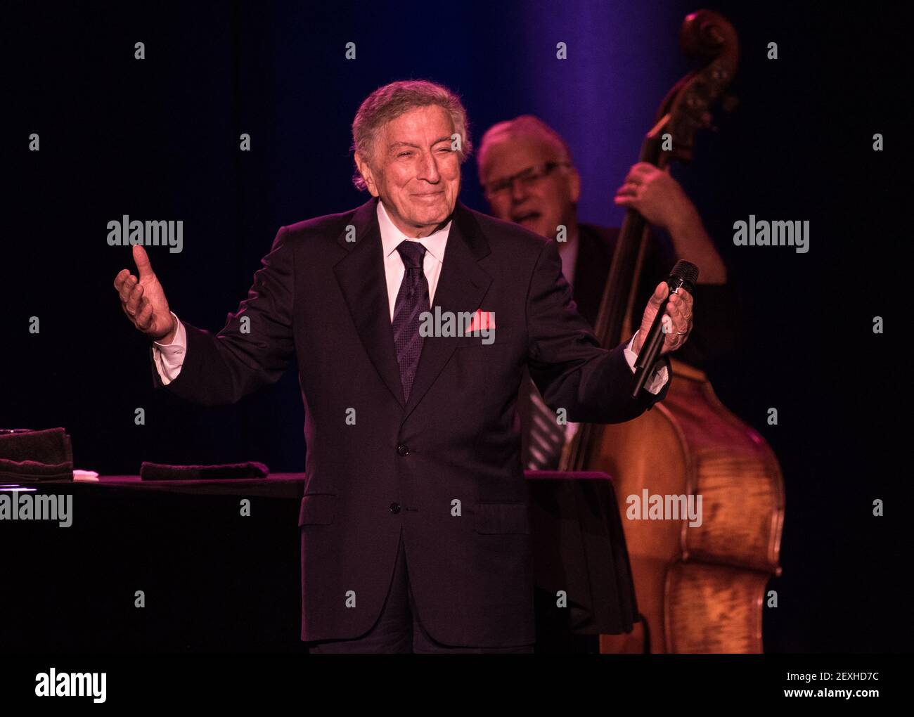 Musicians Tony Bennett and Marshall Wood Perform at the City National ...