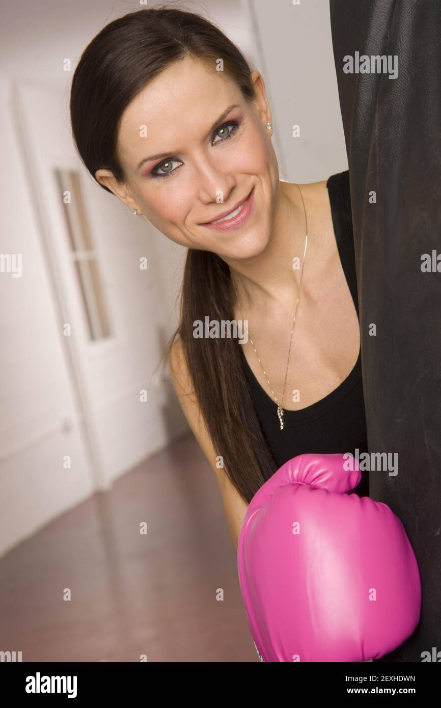 Heavy boxing bag hi-res stock photography and images - Alamy