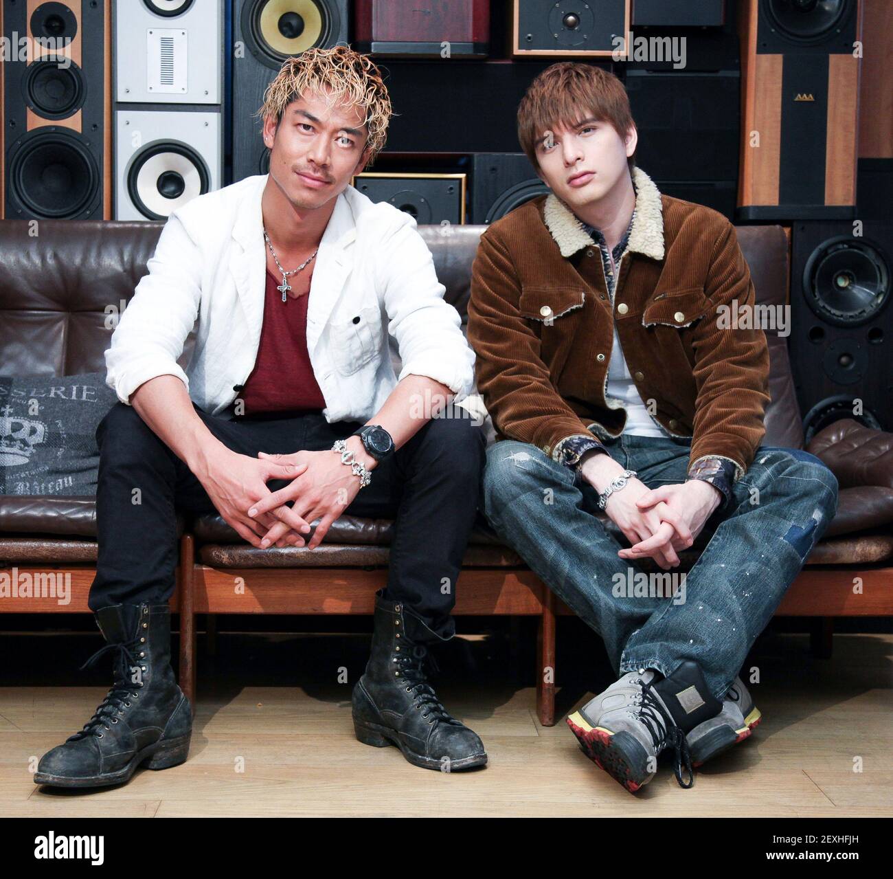 **TAIWAN OUT**Japanese singer Ryohei Kurosawa, left, better known by ...