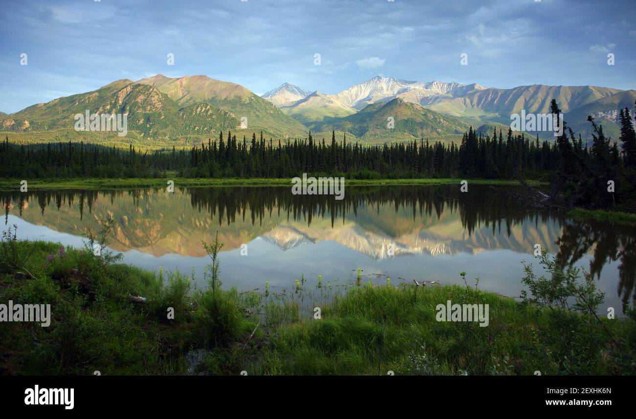 A tarn along the Alaska Mountains Stock Photo - Alamy