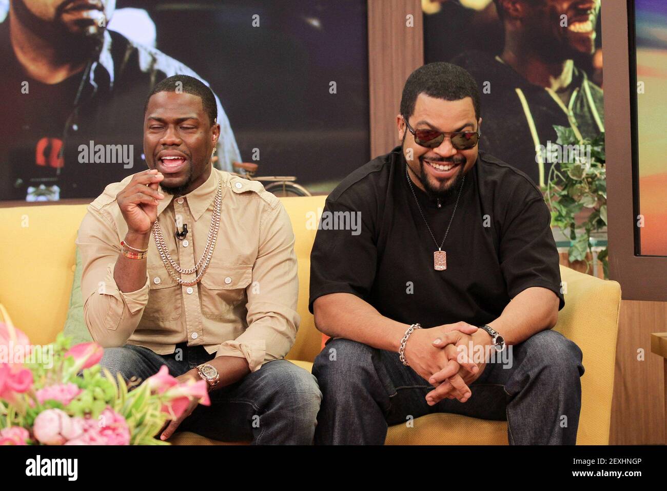 Kevin Hart and Ice Cube are seen on the set of Univision's 'Despierta ...