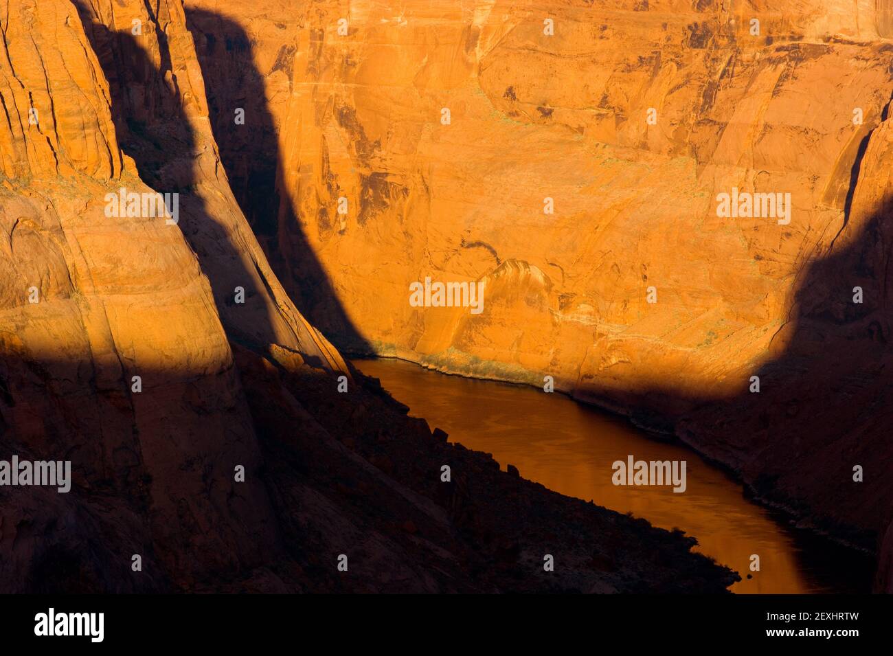 Desert sunset canyon walls hi-res stock photography and images - Alamy