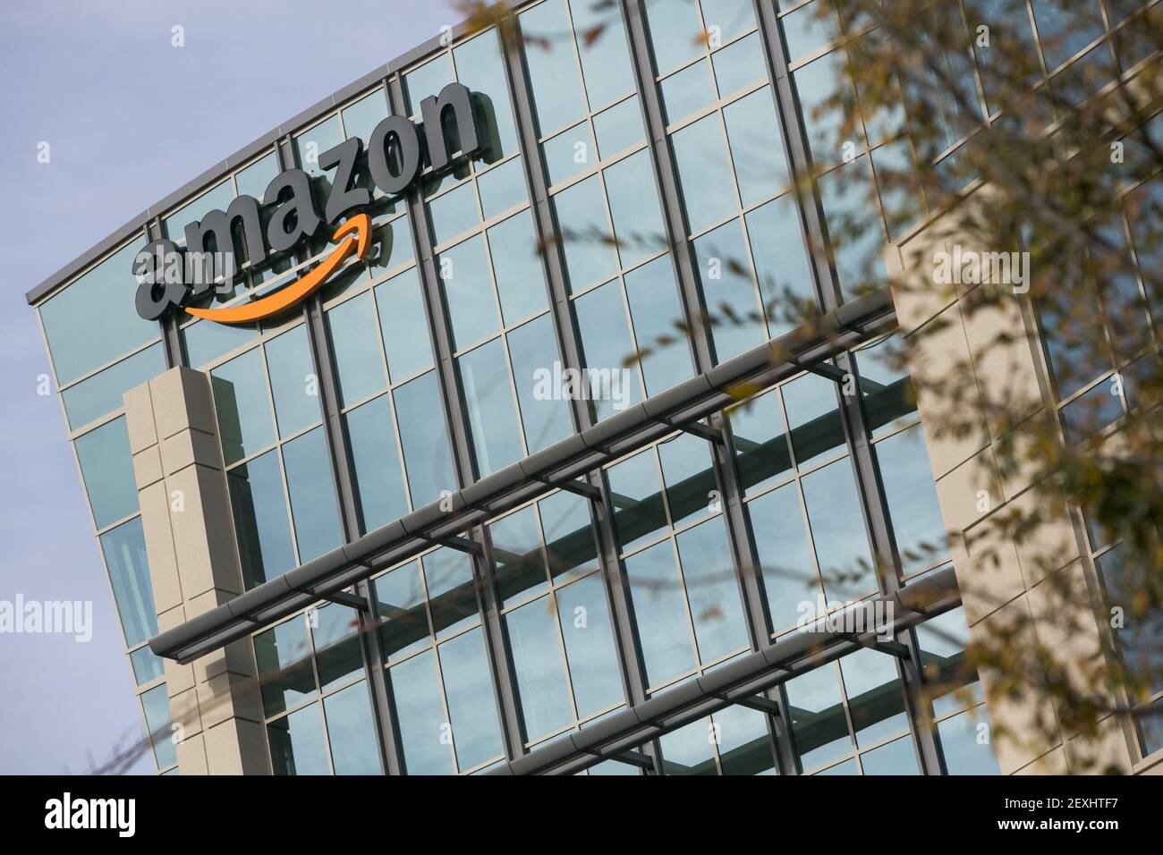 An office building occupied by Amazon.com in Sunnyvale, California on ...