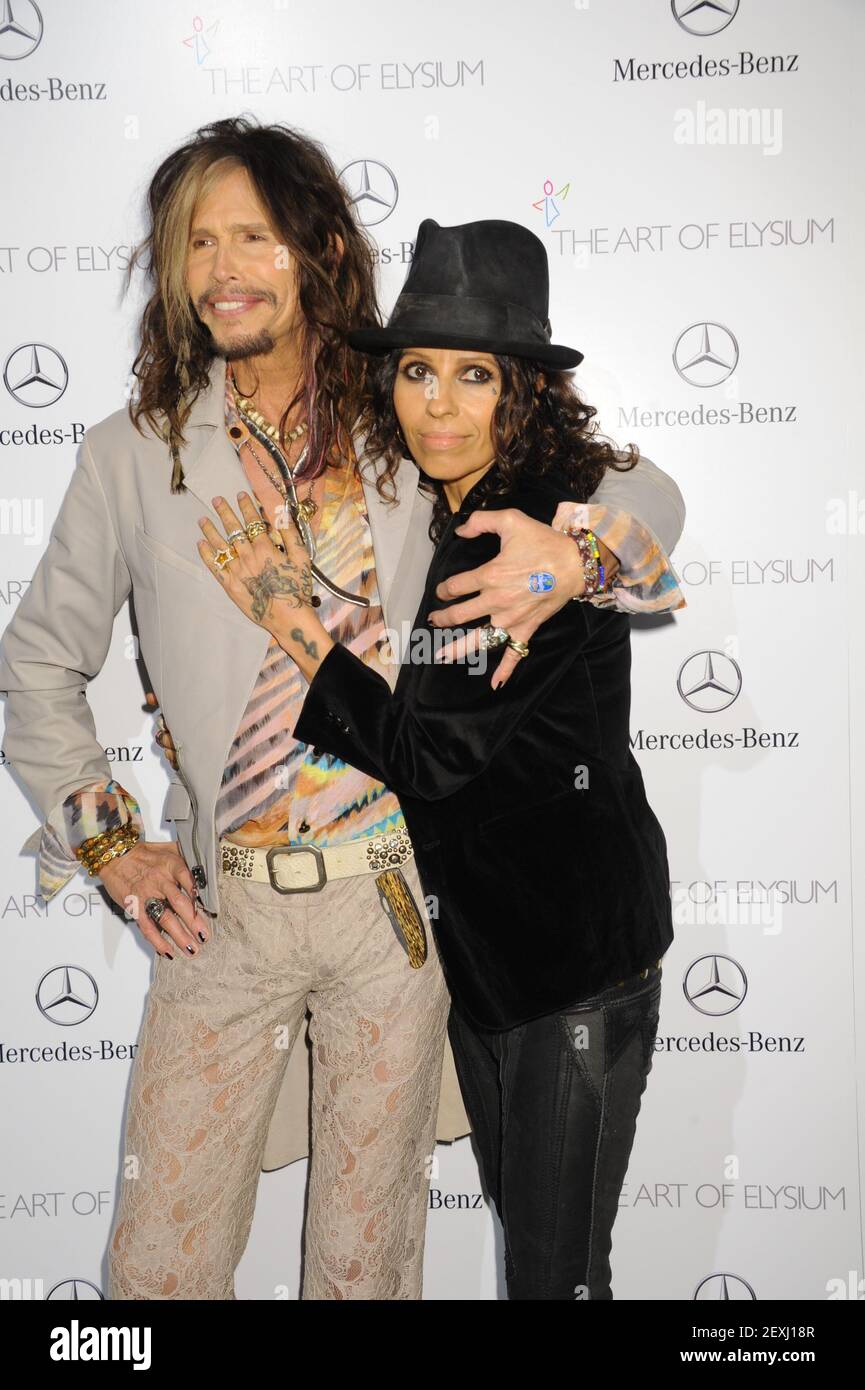 Linda tyler hi-res stock photography and images - Alamy